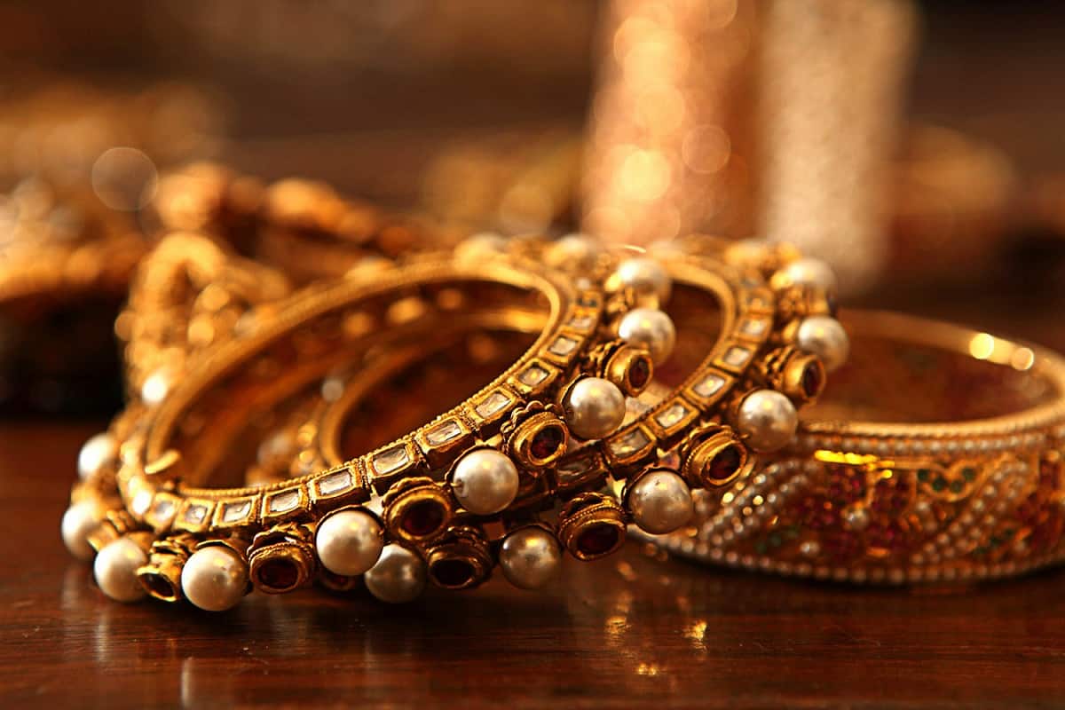 فیلم/ چگونه طلای اصل را از طلای بدل تشخیص دهیم؟ – خبرگذاری سوزیاتو soziato